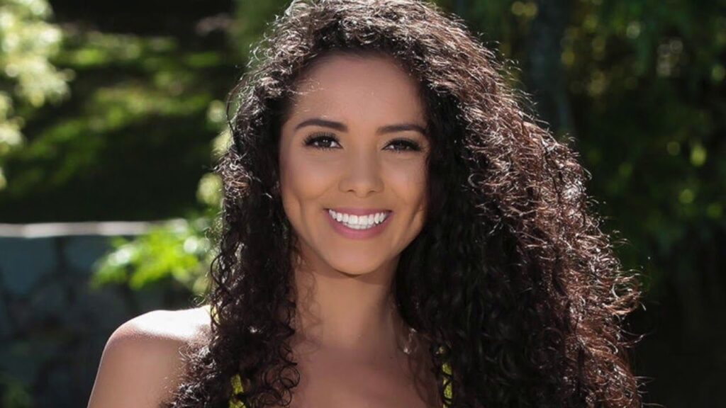 Costa Rican Brides: Over 900 Costa Rican Mail Order Brides Profiles